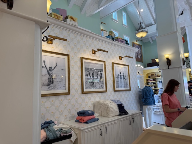 Cuffy's - A Cape Cod Classic - lisaefreedman.com
